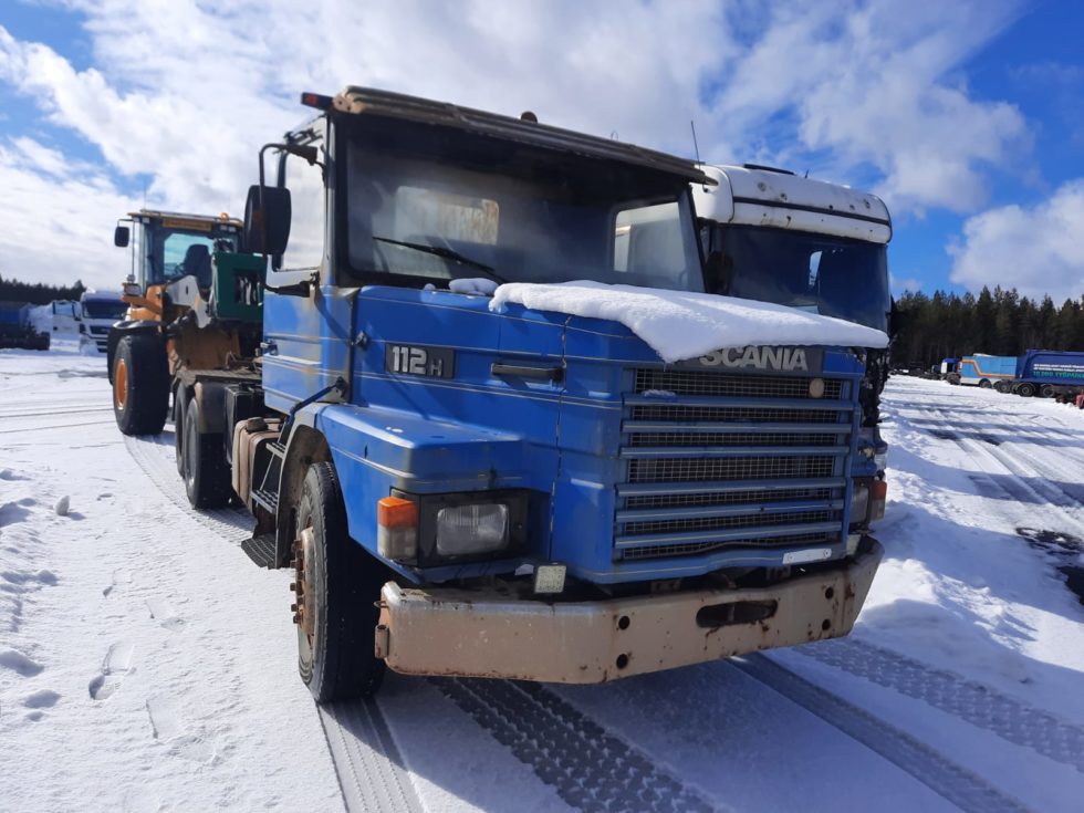 SCANIA T112 6X2 - Kauppilan Autohajottamo Oy